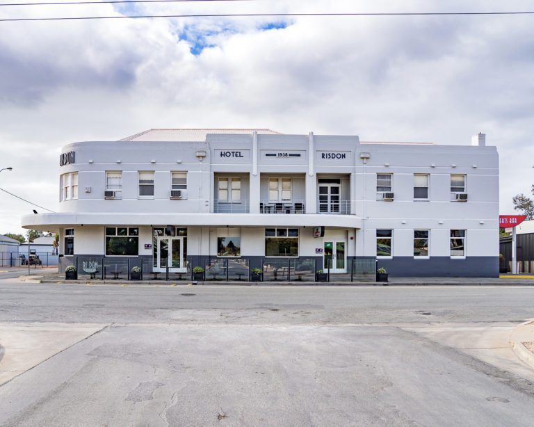 What's on - Risdon Hotel