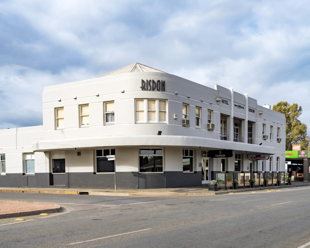 Home - Risdon Hotel