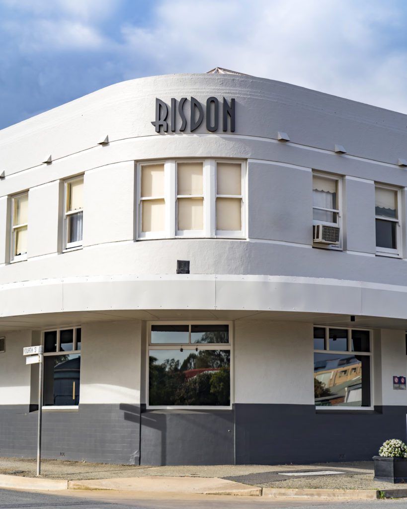 Contact - Risdon Hotel